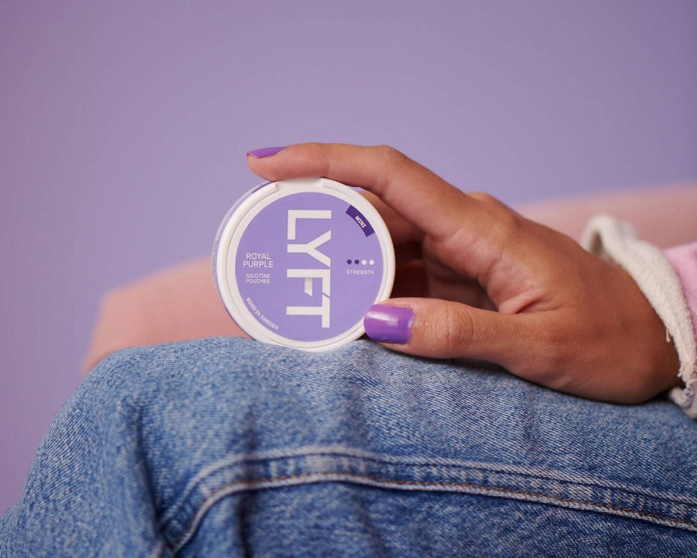 Order VELO Groovy Grape (Royal Purple) Mini €4.99 | Snusifer